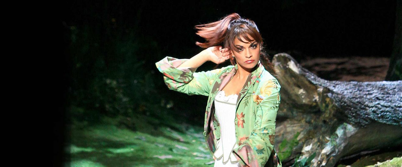 Home - Danielle de Niese