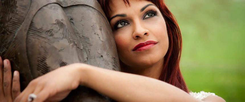 Home - Danielle de Niese